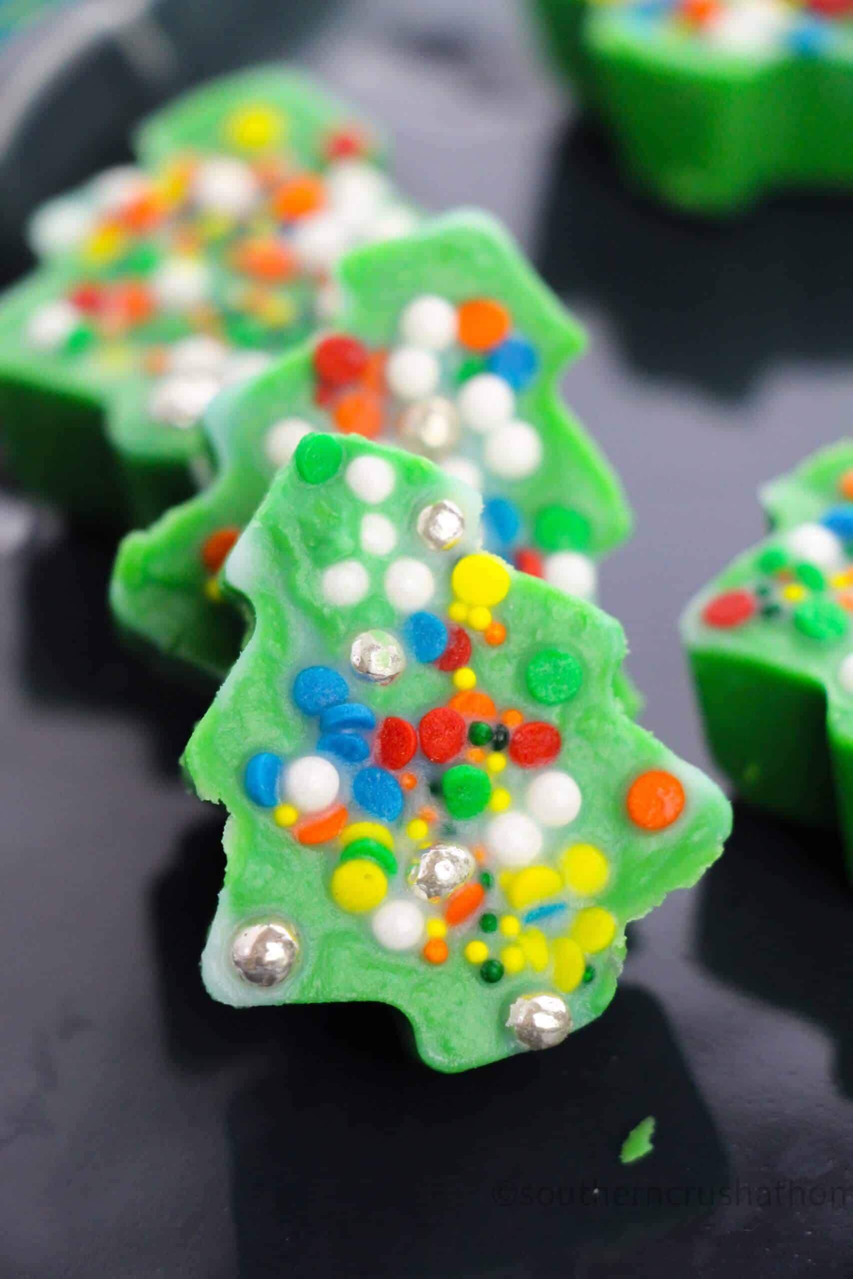 3 Ingredient Christmas Tree Fudge - Southern Crush at Home