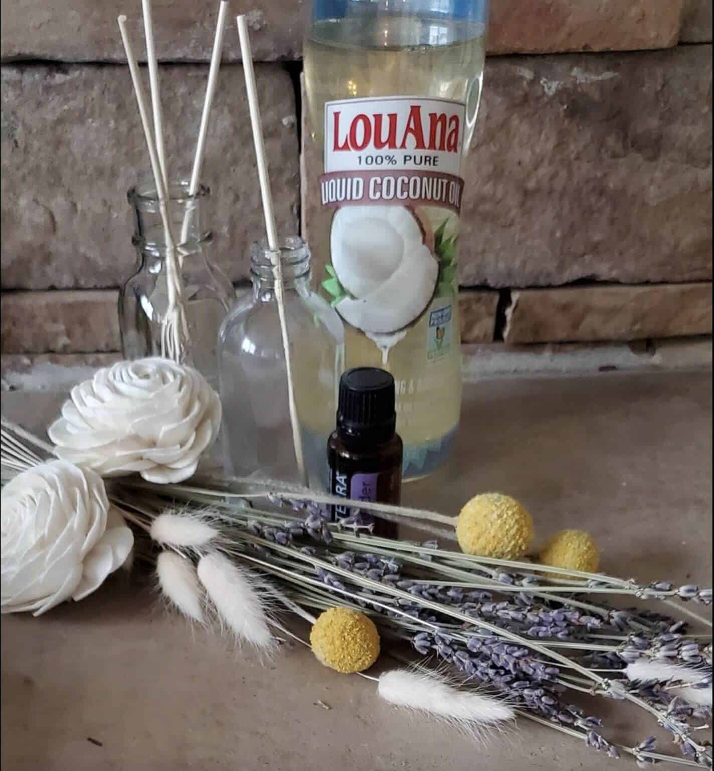 How To Make A DIY Wooden Flower Reed Diffuser