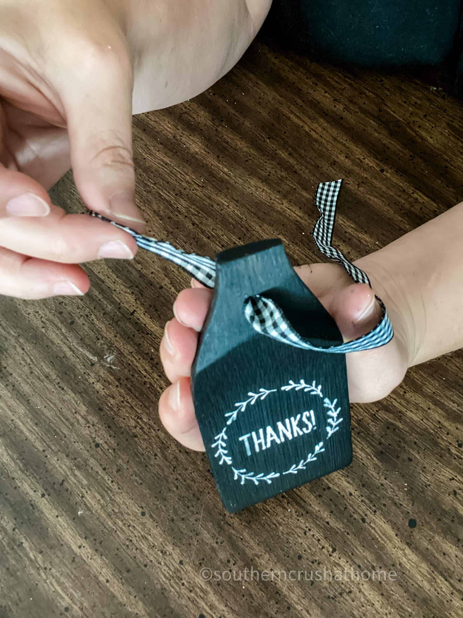 Make Adorable Wooden Spatula Gift Tags With This Dollar Tree DIY
