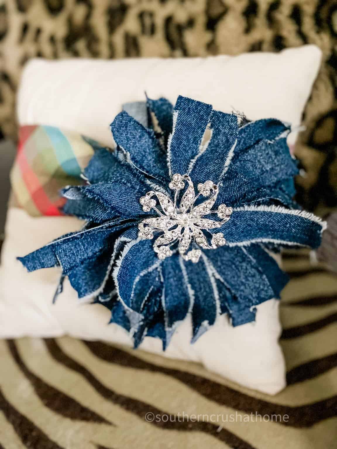 DIY Messy Bow Tutorial (Easy Bow Making) - Southern Crush at Home