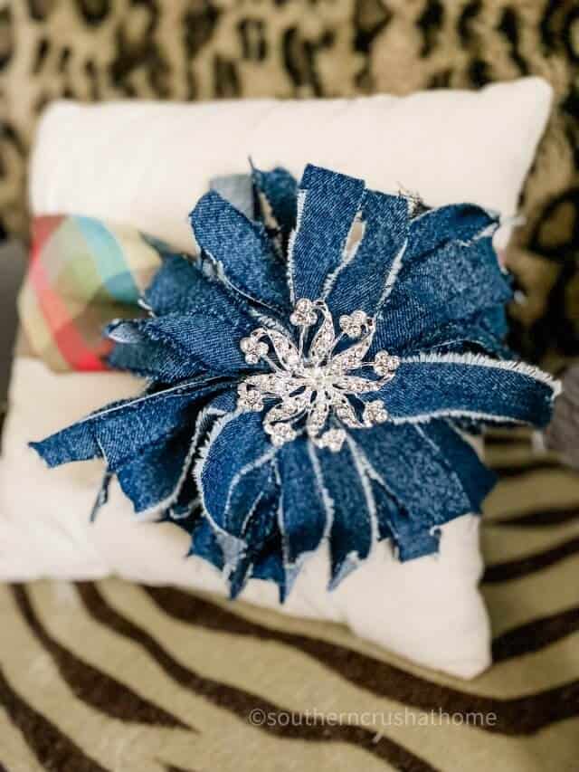 DIY Messy Bow Tutorial (Easy Bow Making) - Southern Crush at Home