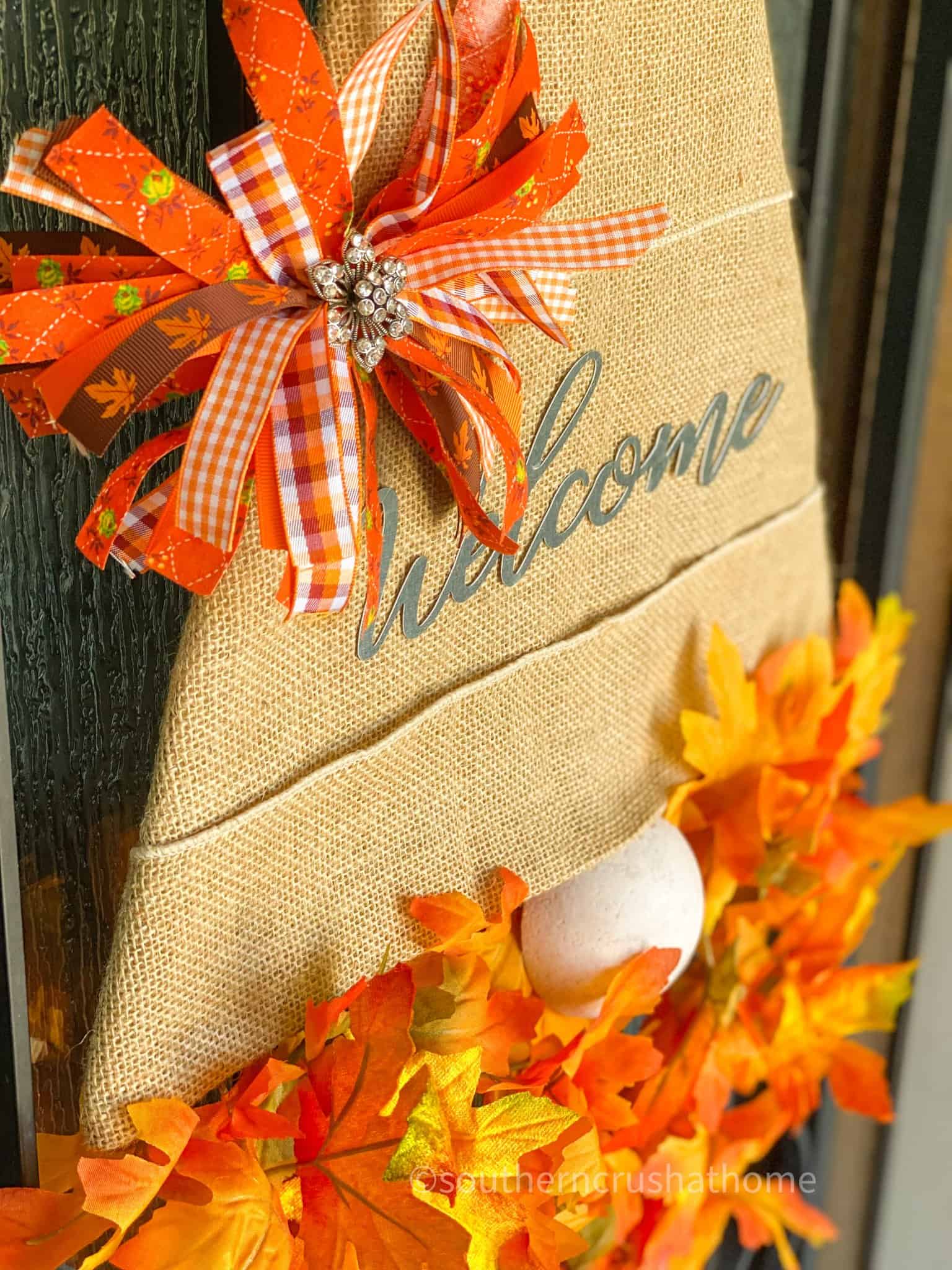 How to Make a Fall Gnome Door Hanger (with a Messy Bow) - Southern ...