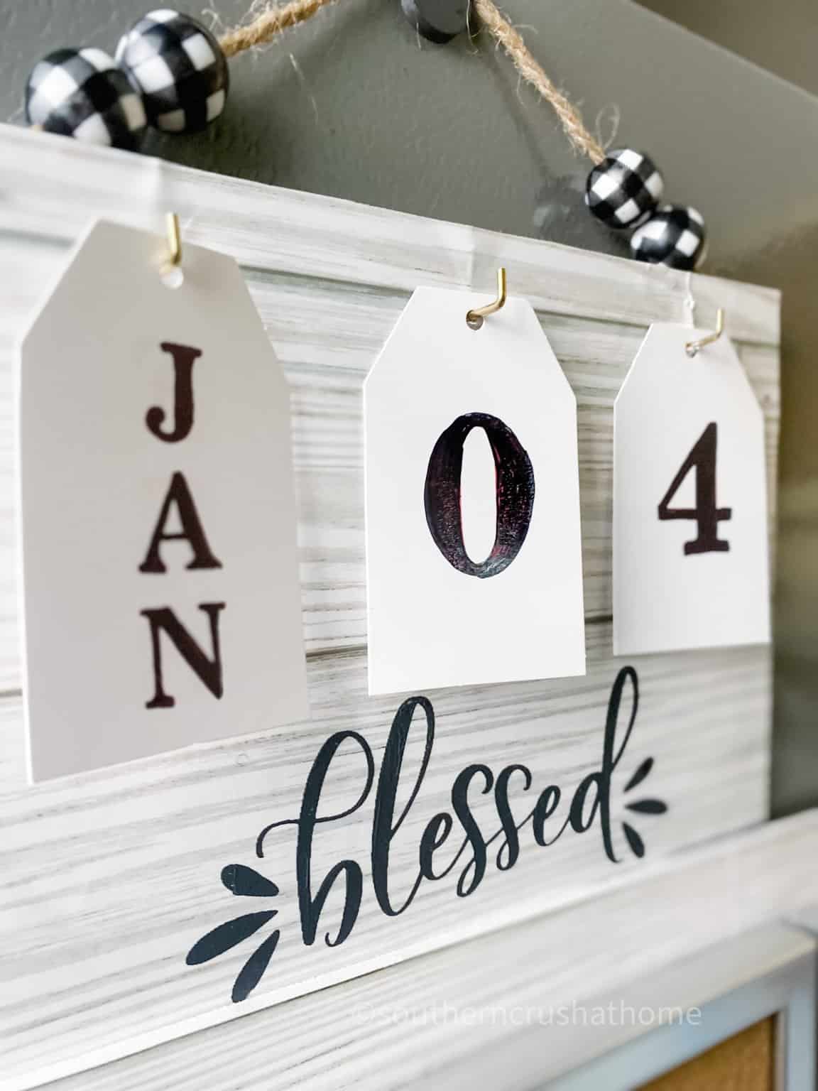 How to Make a $2 Dollar Tree Farmhouse Calendar