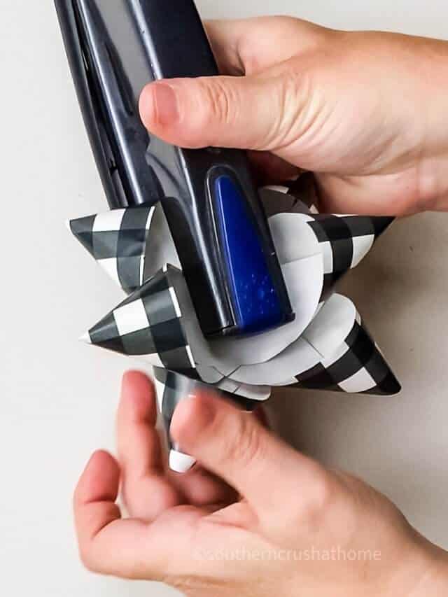 How to Make a Bow Out of Wrapping Paper (3 Different Ways)