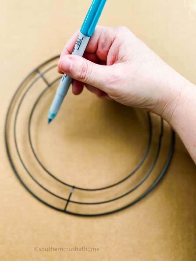 How to Make A Fun Spring Wreath Using Paper Straws