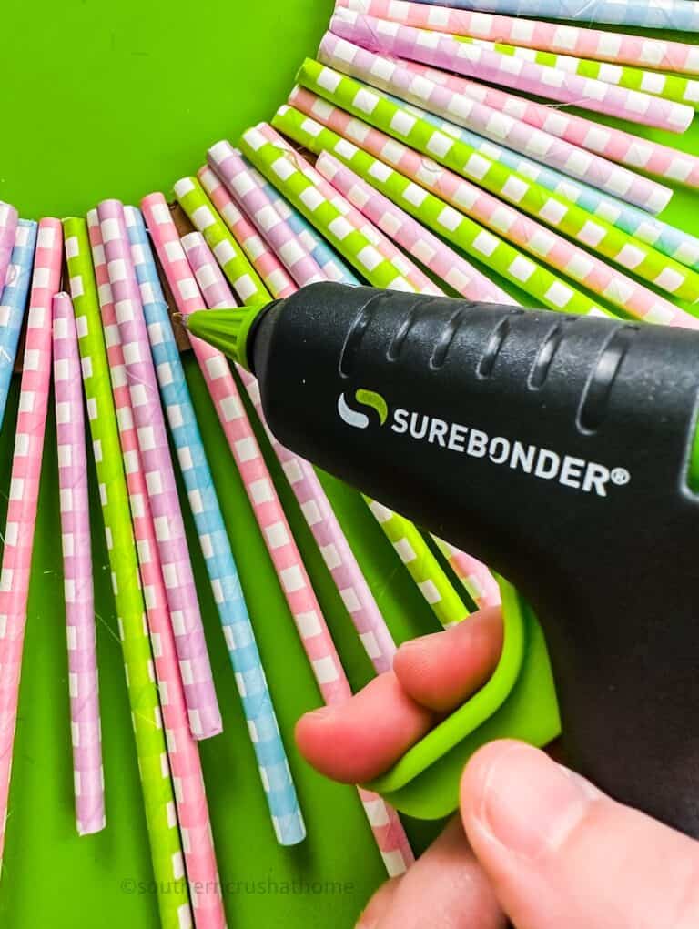 How to Make A Fun Spring Wreath Using Paper Straws