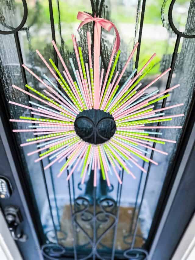 How to Make A Fun Spring Wreath Using Paper Straws