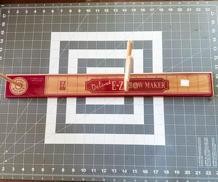 How to Make a Bow the Easy Way: EZ Bow Maker Tutorial - Southern Crush ...