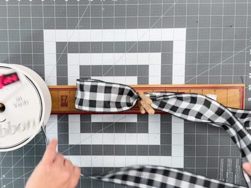 How to Make a Bow the Easy Way: EZ Bow Maker Tutorial - Southern Crush ...