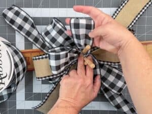 How to Make a Bow the Easy Way: EZ Bow Maker Tutorial - Southern Crush ...
