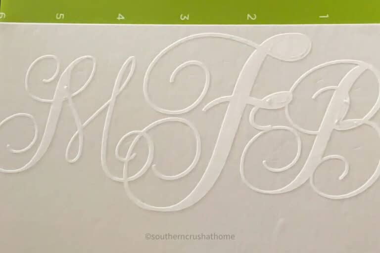 How to Make Monogram Initials For Your Home Decor using Cricut Joy