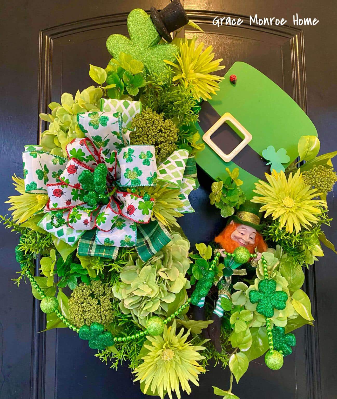 13 of the Cutest St. Patrick’s Day Door Decorating Ideas - Southern ...