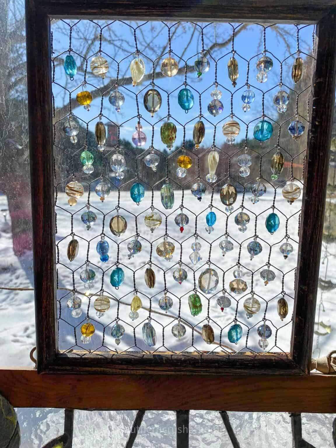 How to Make a Chicken Wire Sun Catcher + 33 Sun Catcher Ideas