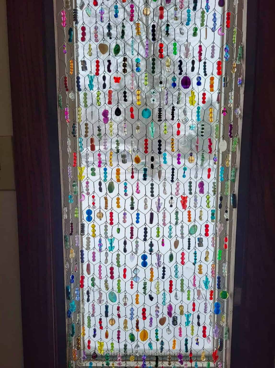 How to Make a Chicken Wire Sun Catcher + 33 Sun Catcher Ideas
