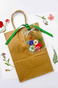Easy Dried Flowers DIY Craft - Southern Crush at Home