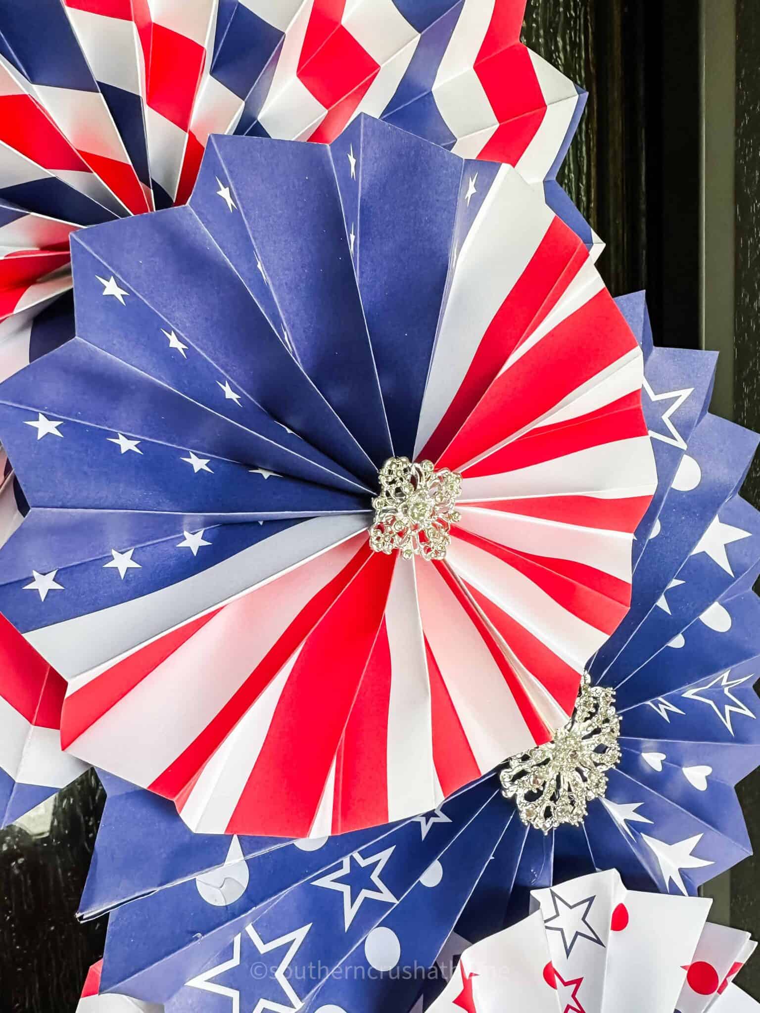 How to Make a Stunning Red, White, and Blue Paper Fan Wreath - Southern ...