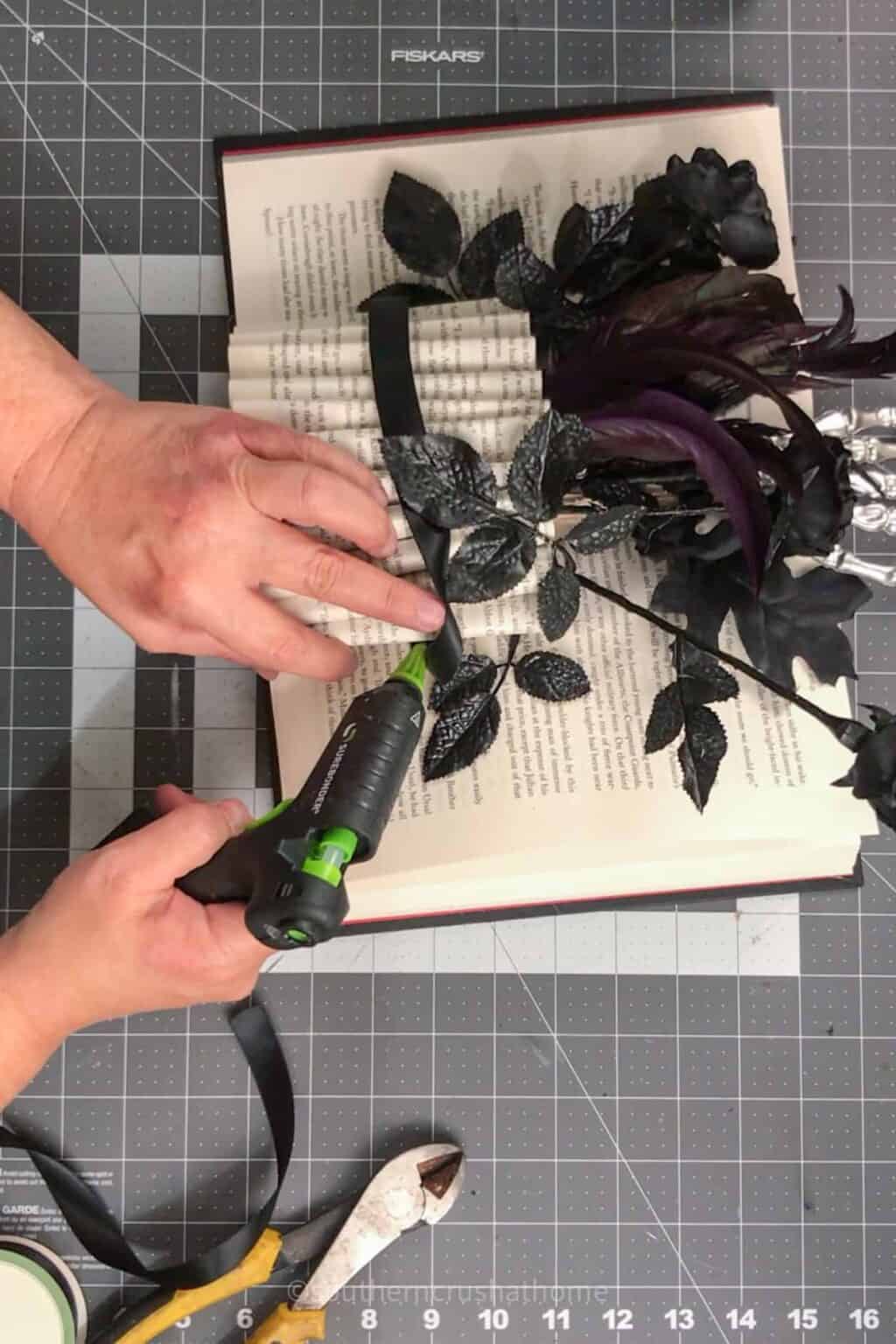 Easy Book Art: How to Make a Folded Book Page Flower Vase - Southern ...