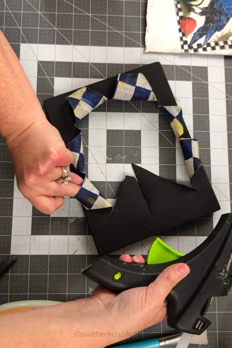 How to Make a Busted Canvas + 37 Busted Canvas Ideas - Southern Crush at Home