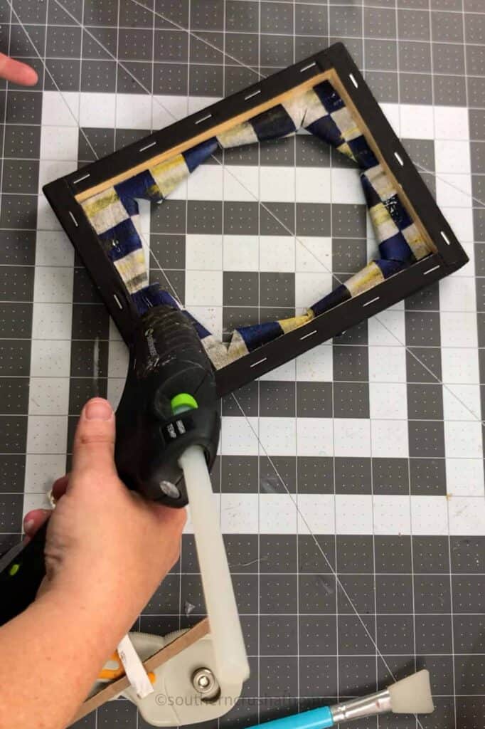 How to Make a Busted Canvas + 37 Busted Canvas Ideas - Southern Crush at Home