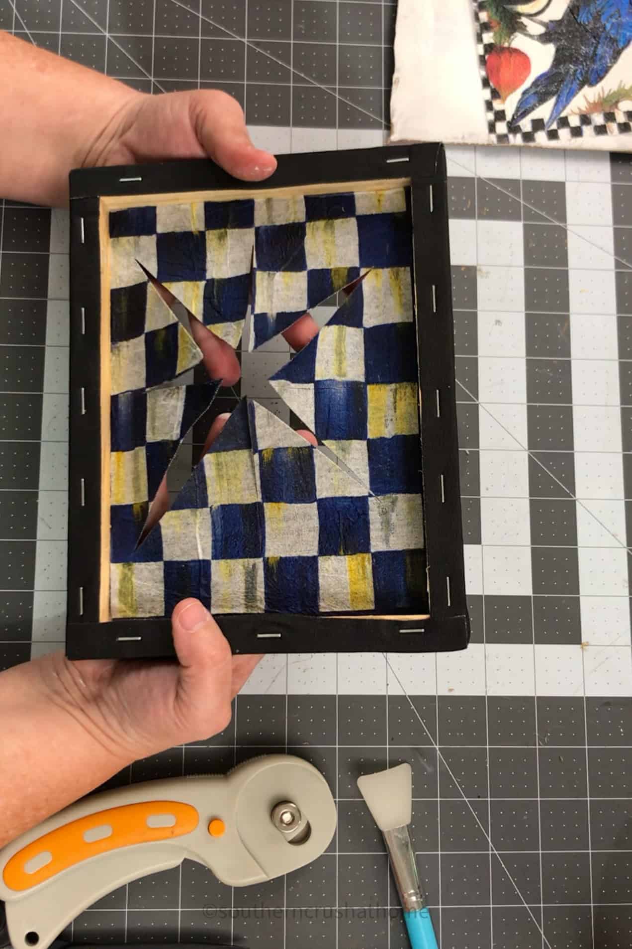 How to Make a Busted Canvas + 37 Busted Canvas Ideas - Southern Crush ...