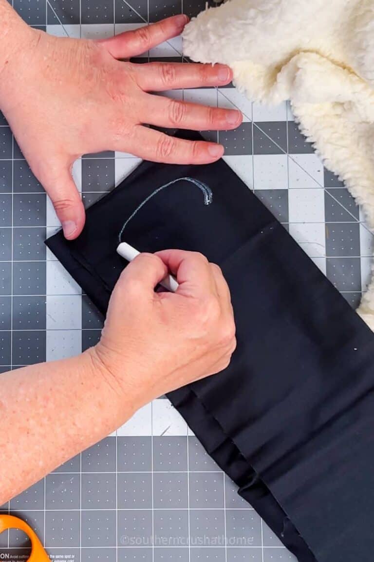 DIY Pottery Barn Gus the Ghost Pillow: A No-Sew Halloween Craft You’ll ...