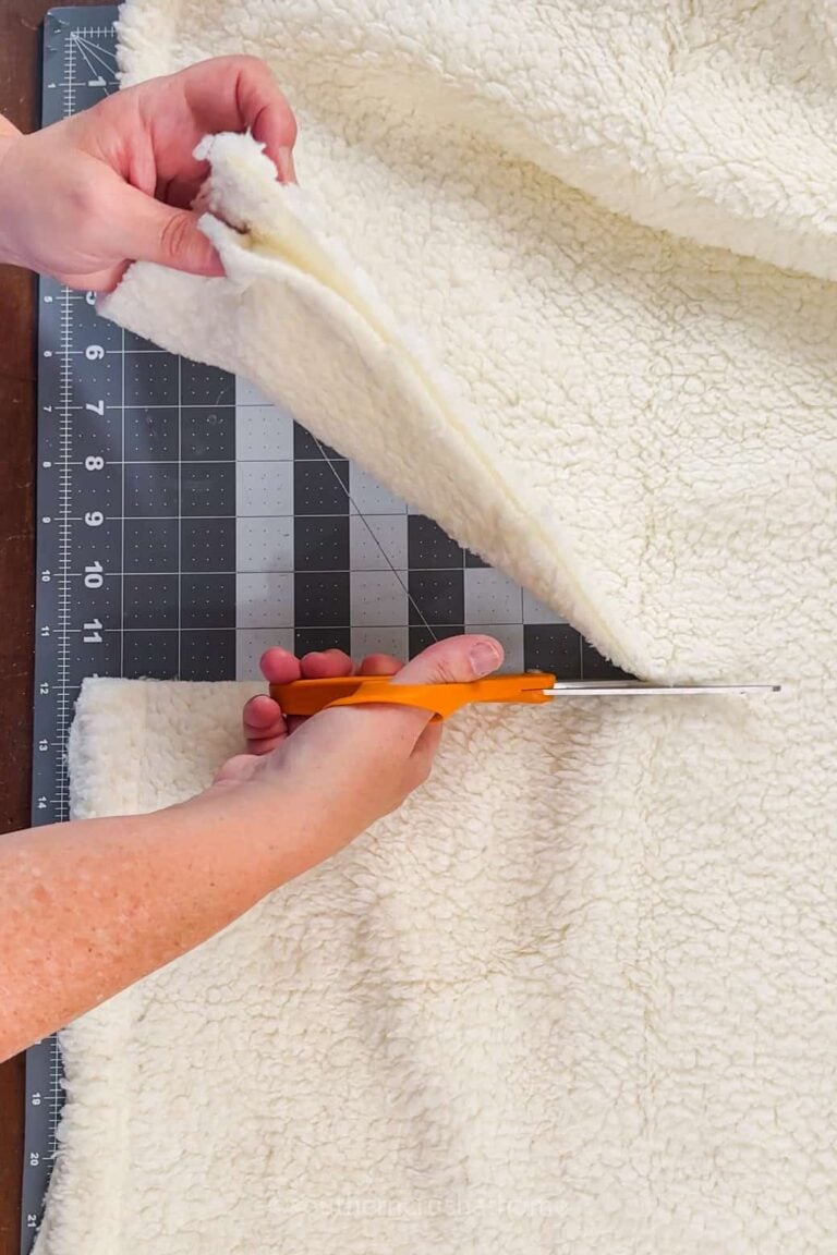 DIY Pottery Barn Gus the Ghost Pillow: A No-Sew Halloween Craft You’ll ...