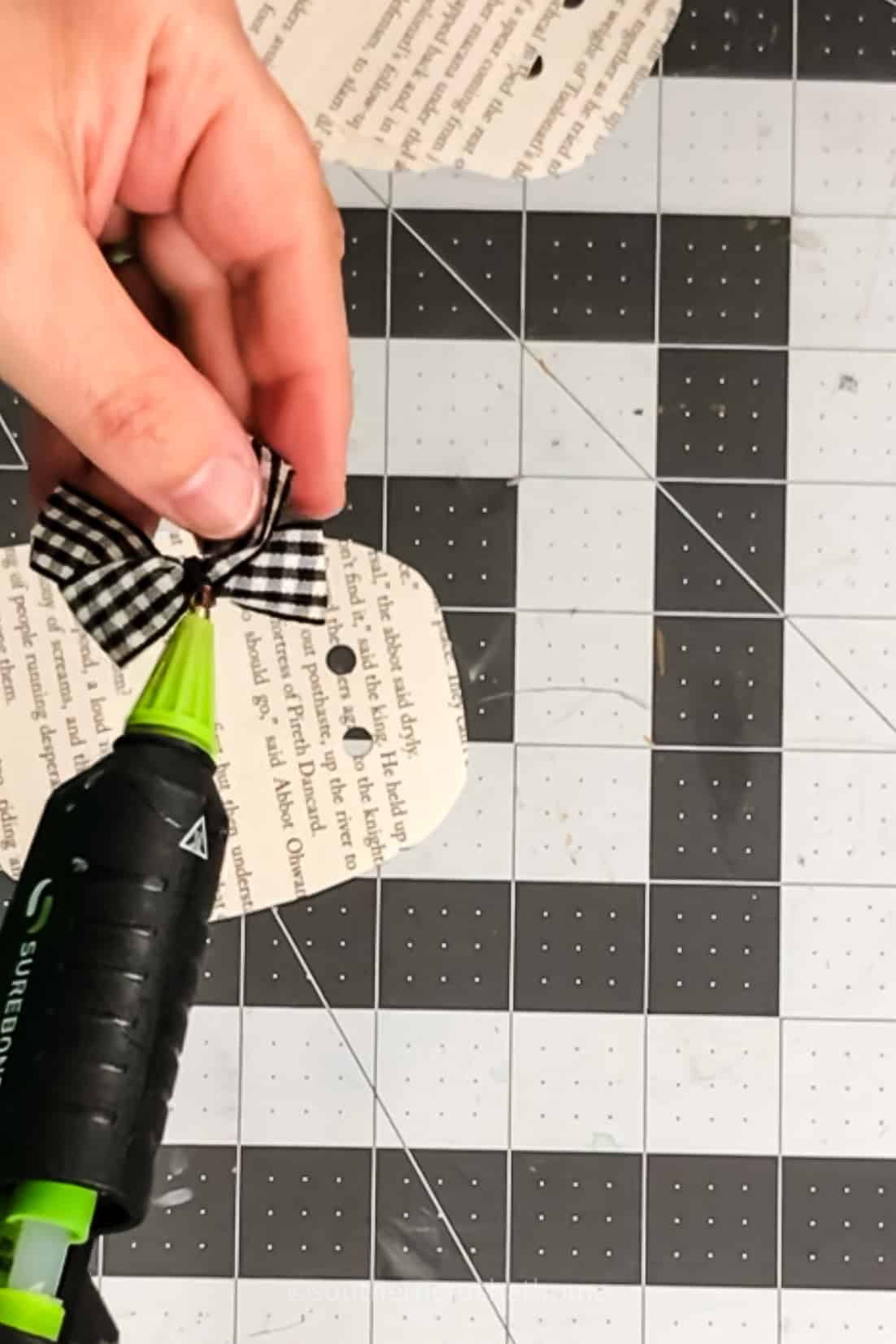 DIY Halloween Garland with Book Page Ghosts - Southern Crush at Home
