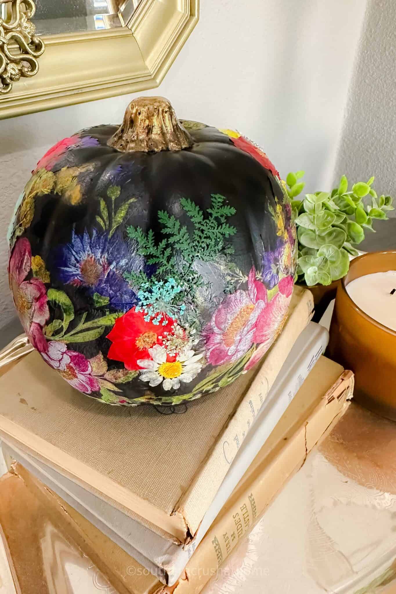 How to Decoupage a Pumpkin with Paper Napkins and Pressed Flowers