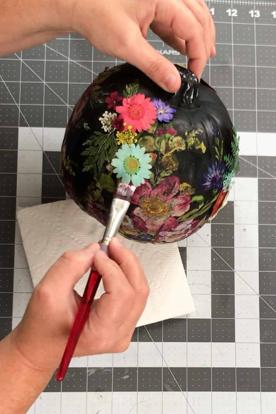 How to Decoupage a Pumpkin with Paper Napkins and Pressed Flowers