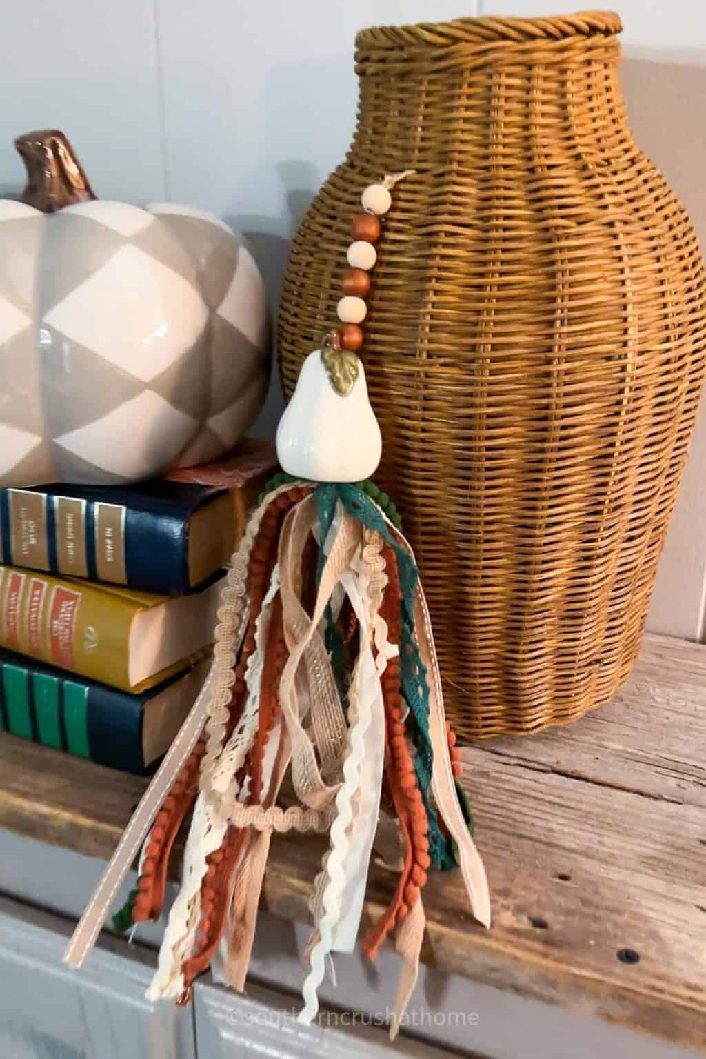 How to Make an Easy Salt Shaker Tassel - Southern Crush at Home