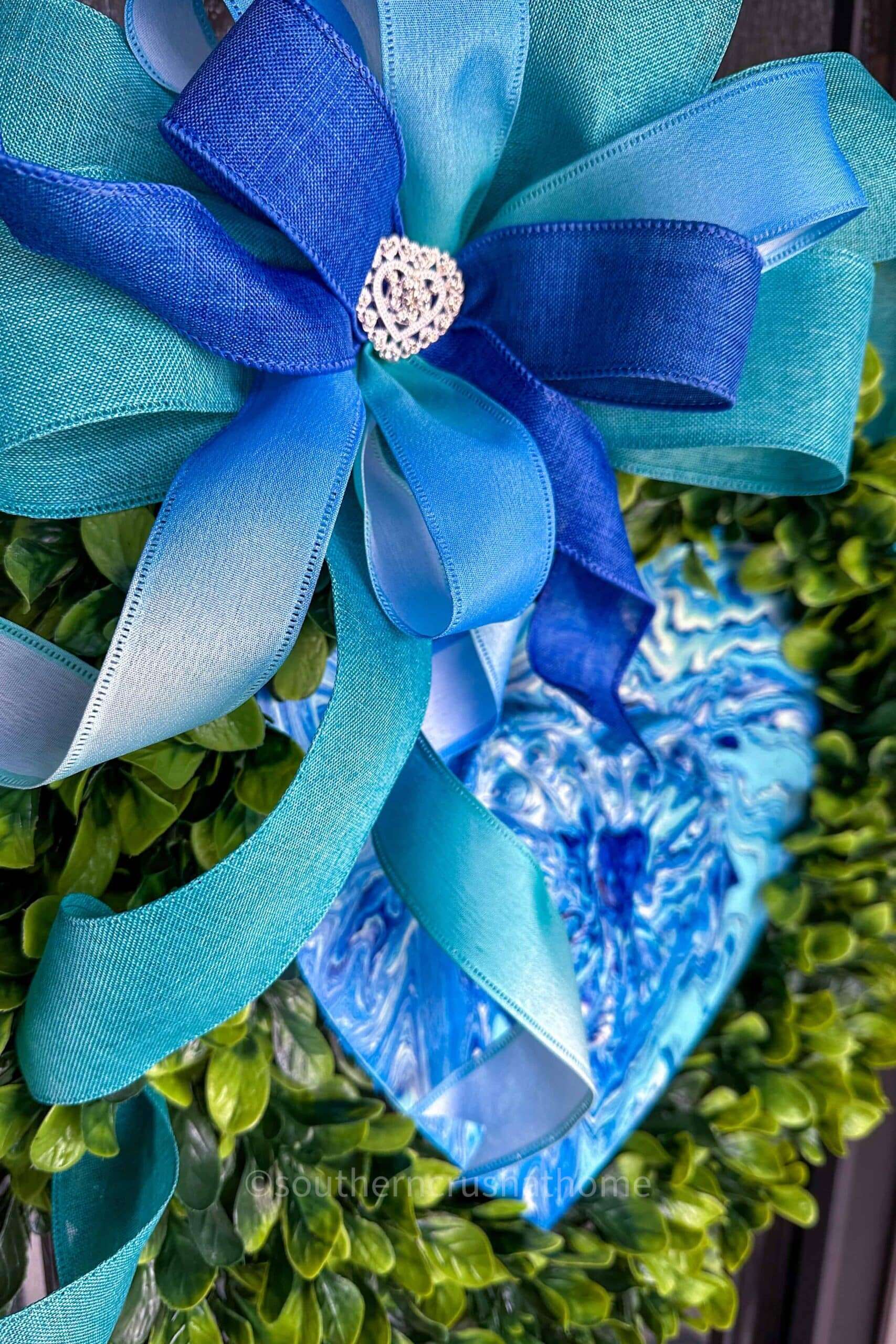 Easy Heart Wreath with Acrylic Pour Painting - Southern Crush at Home