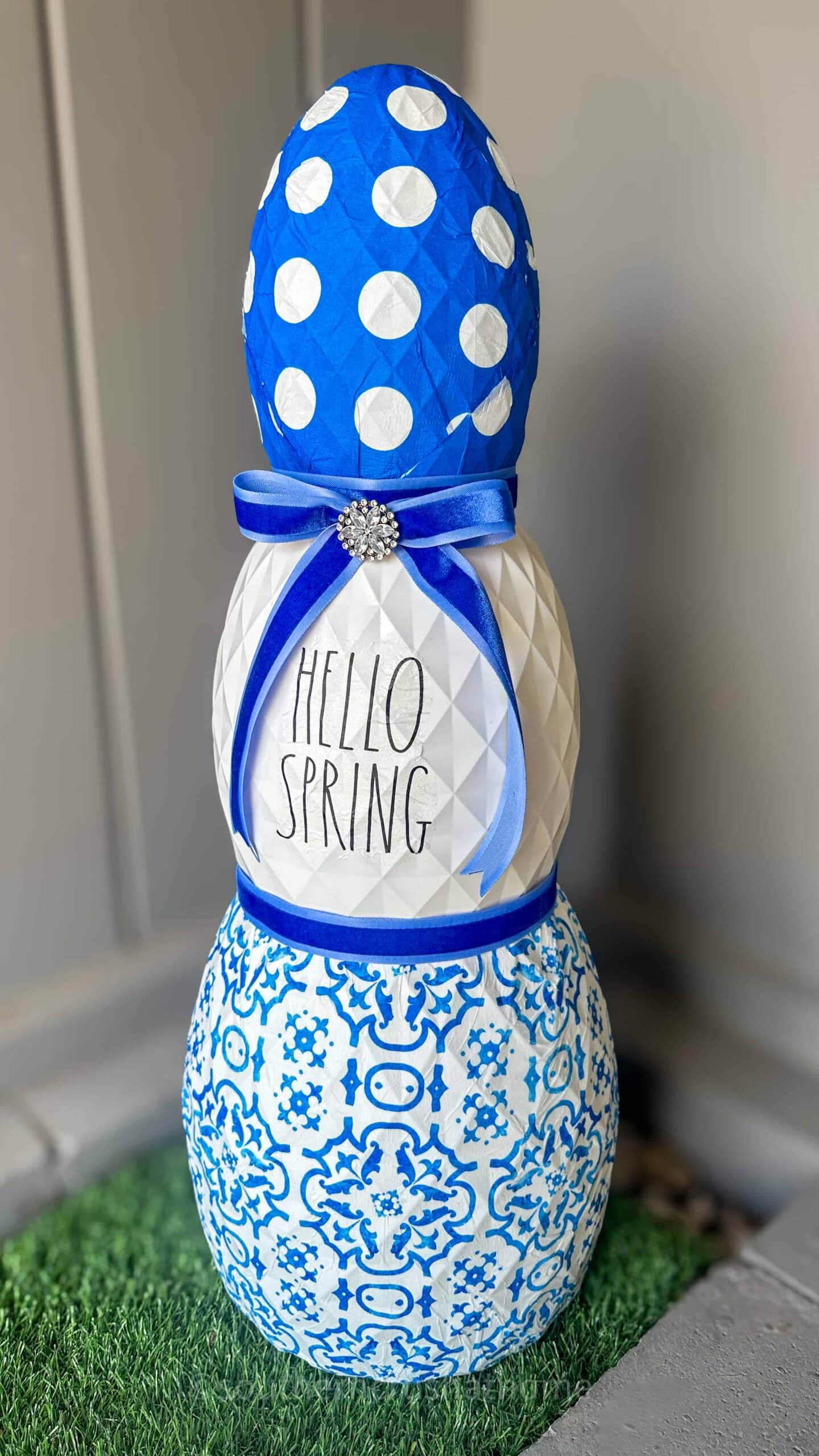 DIY Easter Egg Topiary +15 Ideas for Dollar Tree Stackable Eggs ...
