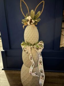 DIY Easter Egg Topiary +15 Ideas for Dollar Tree Stackable Eggs ...