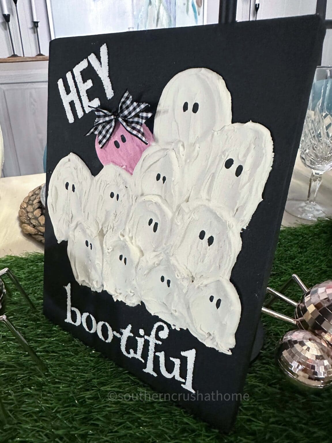 Easy Spackle Art Ghost Painting - Southern Crush at Home